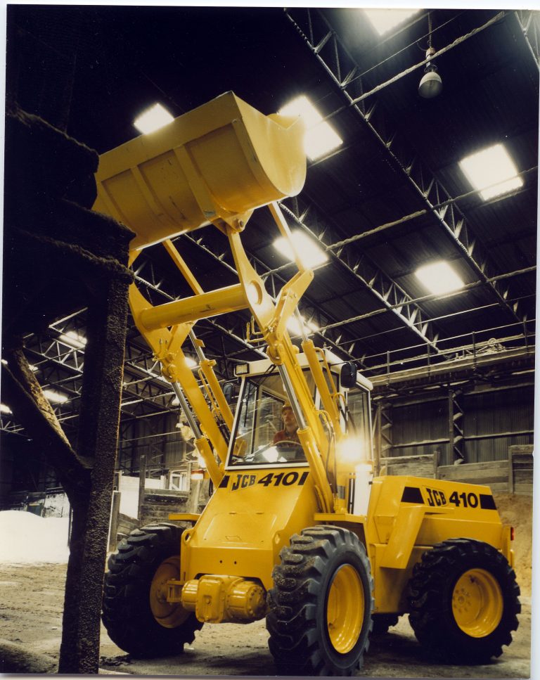 1982 - The 410 was amongst the new generation of wheeled loaders ...