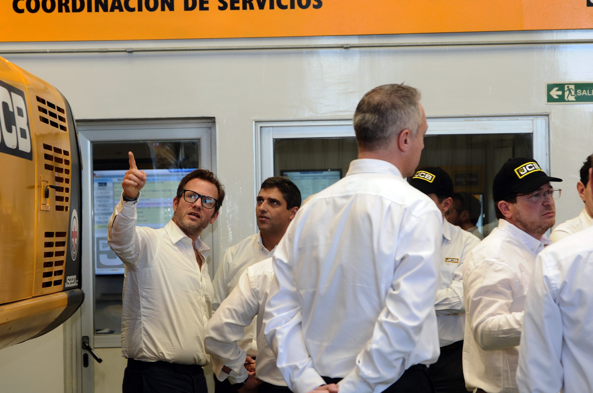 CEO Global y Director Ejecutivo de JCB de visita en Tornometal - Tornometal